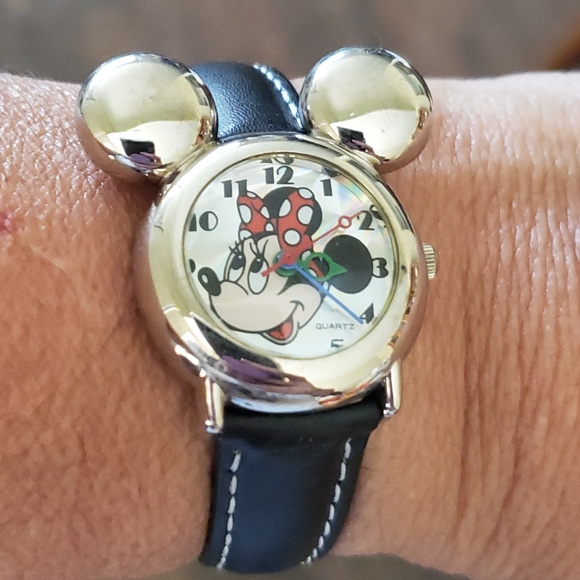 Quartz | Accessories | Mickeyminnie Mouse Watch | Poshmark